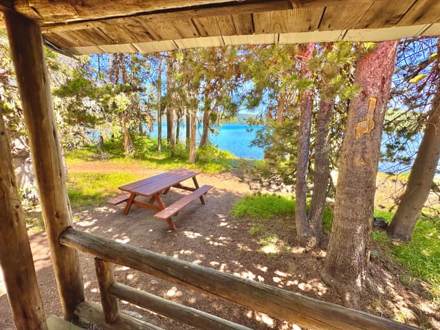 The Wren Cabin, Paulina Lake Lodge, La Pine, OR